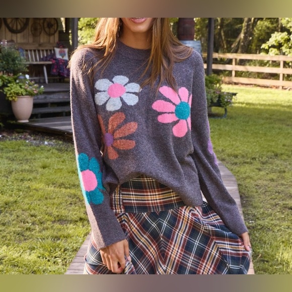 NATURAL LIFE | Sweaters | Natural Life Dark Gray Sweater With Colorful ...